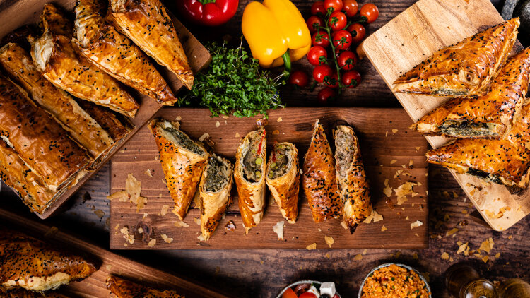 Hush Hush Chefs – Order Online | REKKI